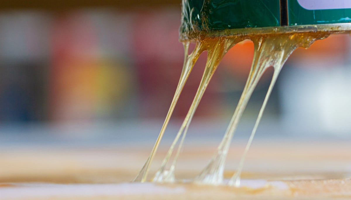 Cohesive vs. adhesive failure in adhesive bonding