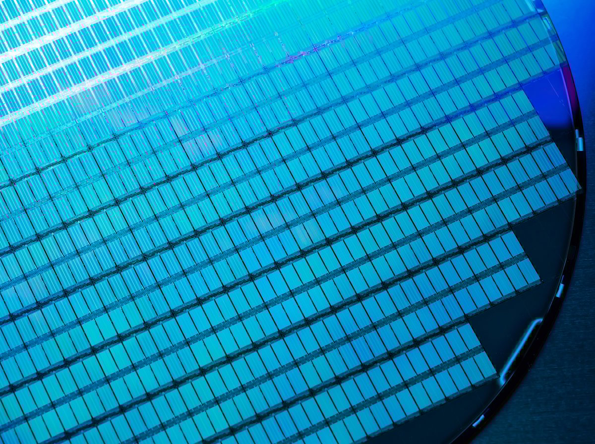 Analyzing CMP slurry additive interaction with a ceramic surface