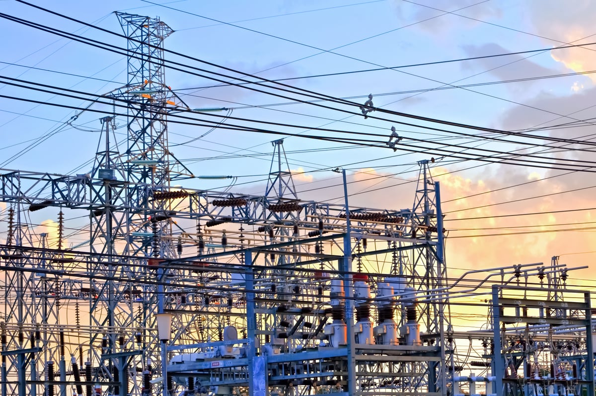 What are the differences between ASTM D971 and IEC 62961 standards?