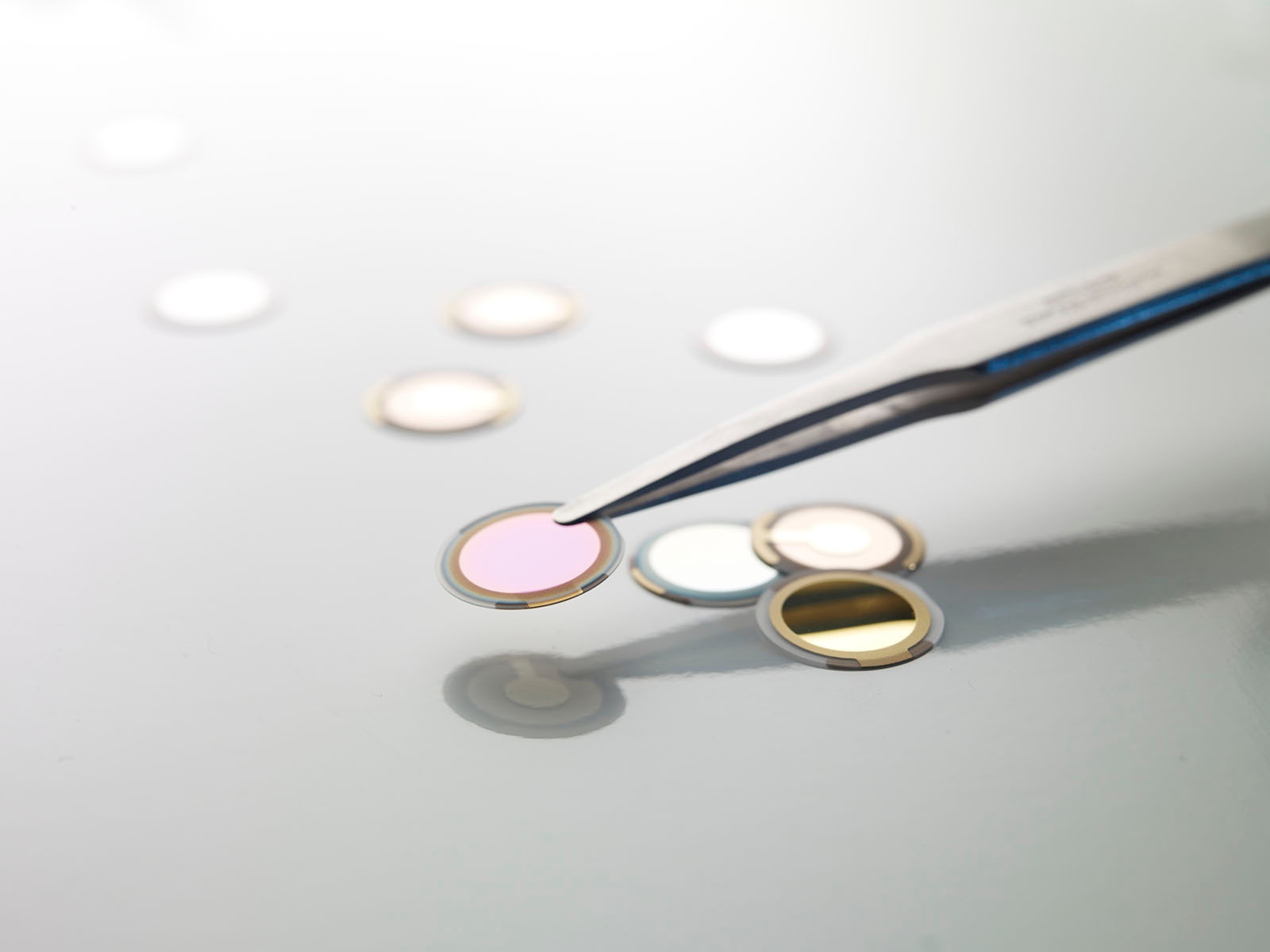 How does QCM-technology work?